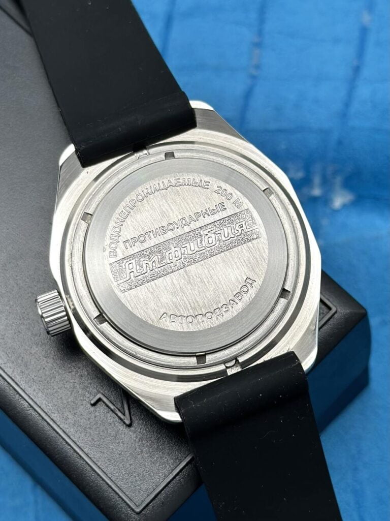 Vostok Amphibia blanco, mecánico. - Relojes Club