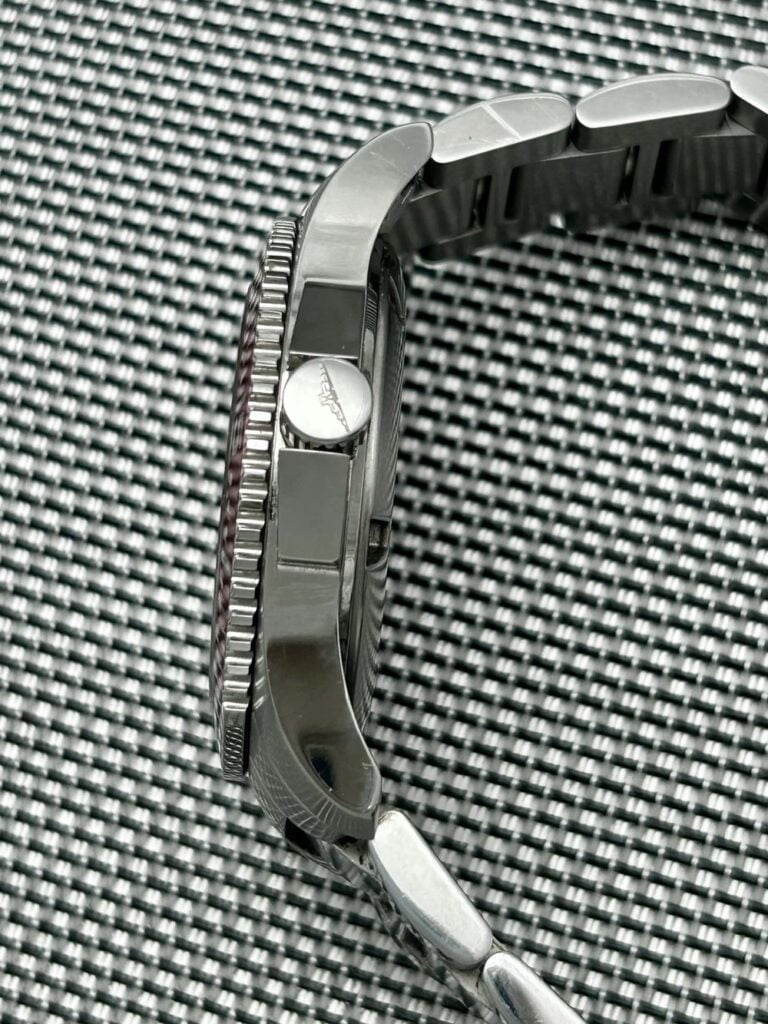 Longines HydroConquest Red Bezel 41 mm, de cuarzo - Relojes Club