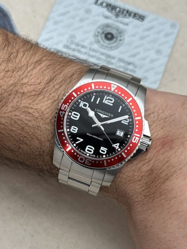 Longines HydroConquest Red Bezel 41 mm, de cuarzo - Relojes Club