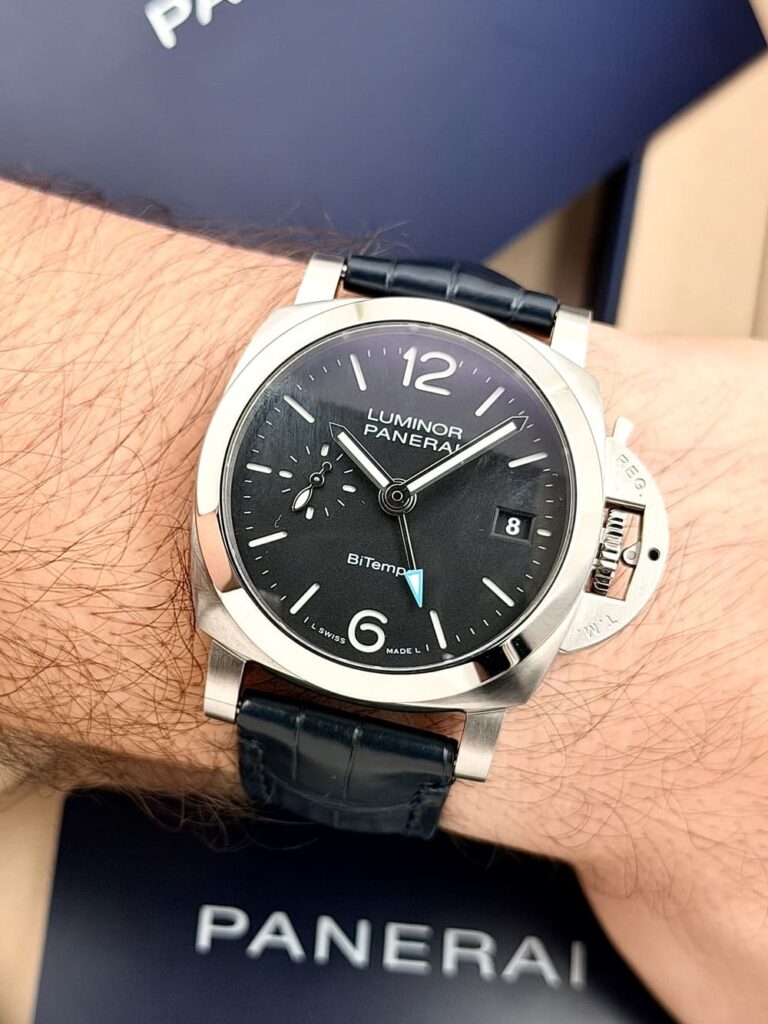Panerai Luminor Quaranta GMT Black Dial 40 mm PAM01365 FULL SET 2025 ...