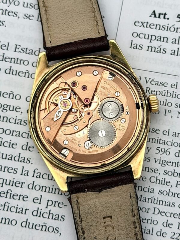 Omega Genève Champagne Dial 35 mm 1972 136.041, a cuerda. - Relojes Club